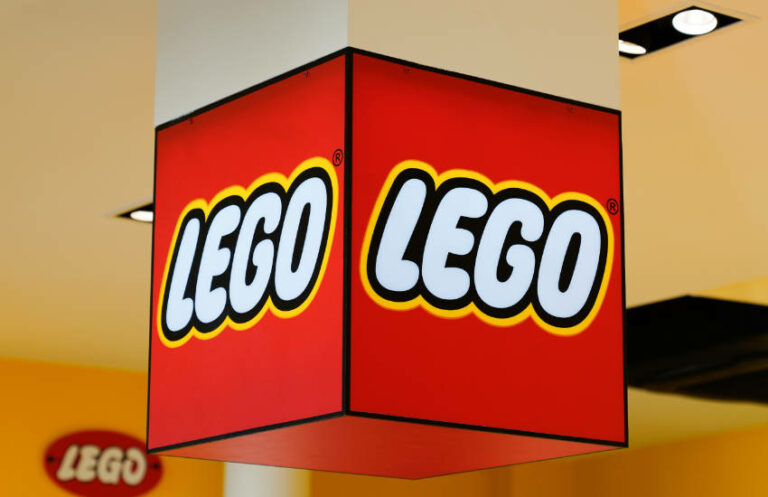 LEGO makes new hires for coming metaverse experience - Ledger Insights ...