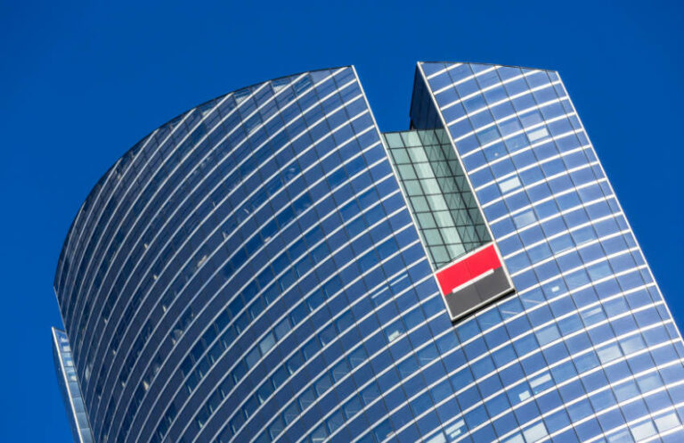 Two major asset managers AXA, Union in SocGen tokenization hackathon ...