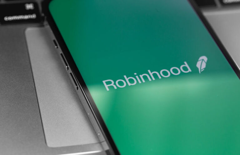 Robinhood to acquire international crypto exchange Bitstamp for $200m ...