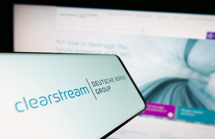 DekaBank, DZ Bank issue commercial paper using Clearstream's D7, as ...