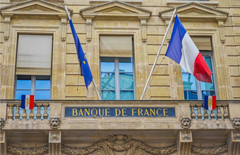 DLT fund platform IZNES simulates wCBDC usage with Banque de France ...